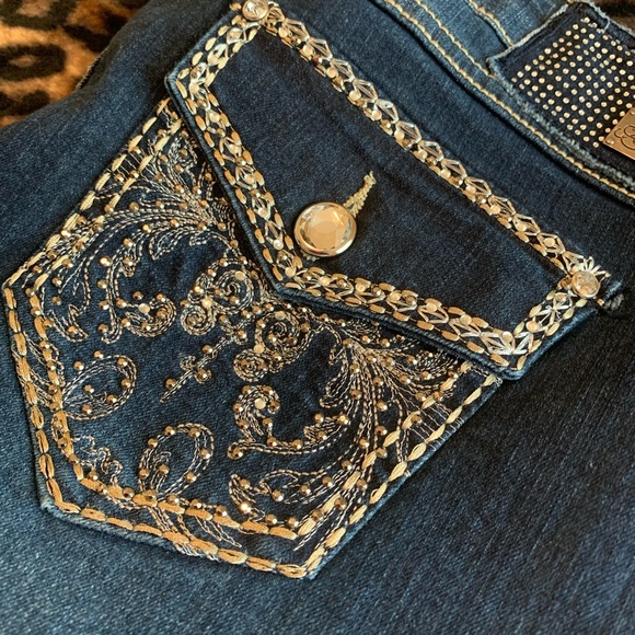 one 5 one | Jeans | One 5 One Rhinestone Embellished Capri Jeans | Poshmark